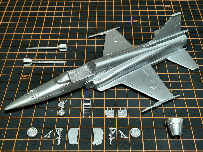 Northrop F-20 Tigershark " Demonstrator ", Hasegawa 1:72 von Oliver Zwiener