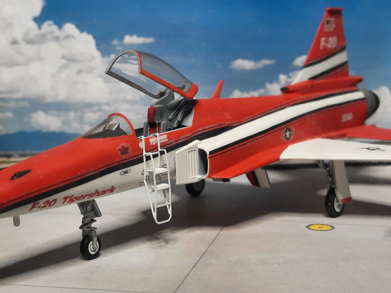 Northrop F-20 Tigershark " Demonstrator ", Hasegawa 1:72 von Oliver Zwiener