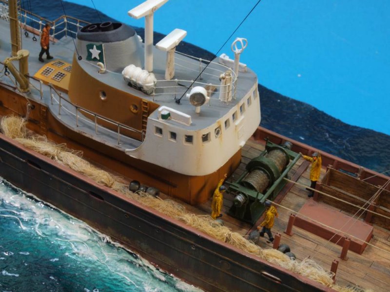 North Sea Fishing Trawler "Ross Tiger", Revell 1:142 von Frank Spahr
