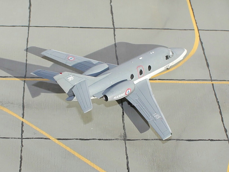 Dassault Falcon 10MER, Mikro Mir 1:144 von Björn Leichsenring