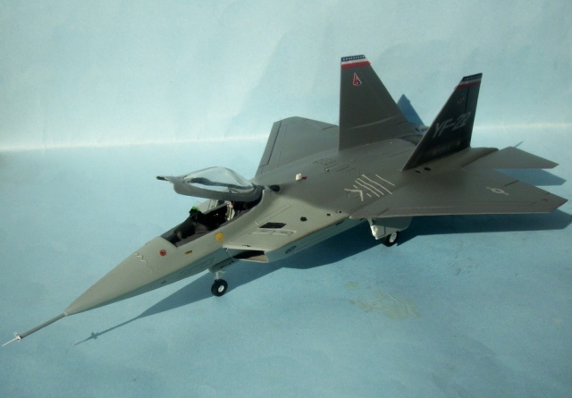 Lockheed YF-22, Zhengdefu 1:72 von Ricardo Ottaviani