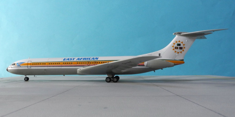 Vickers Super VC10 Type 1154, Roden 1:144 von Johannes Wipauer