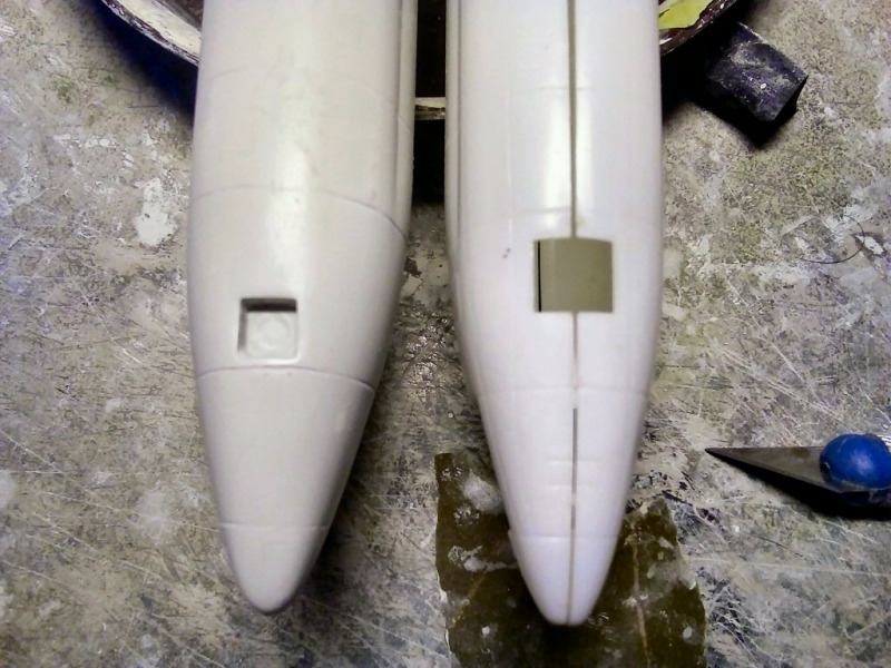 Boeing 727-225 Adv/RE Valsan „Super 27“, Minicraft Model Kits 1:144 von ...