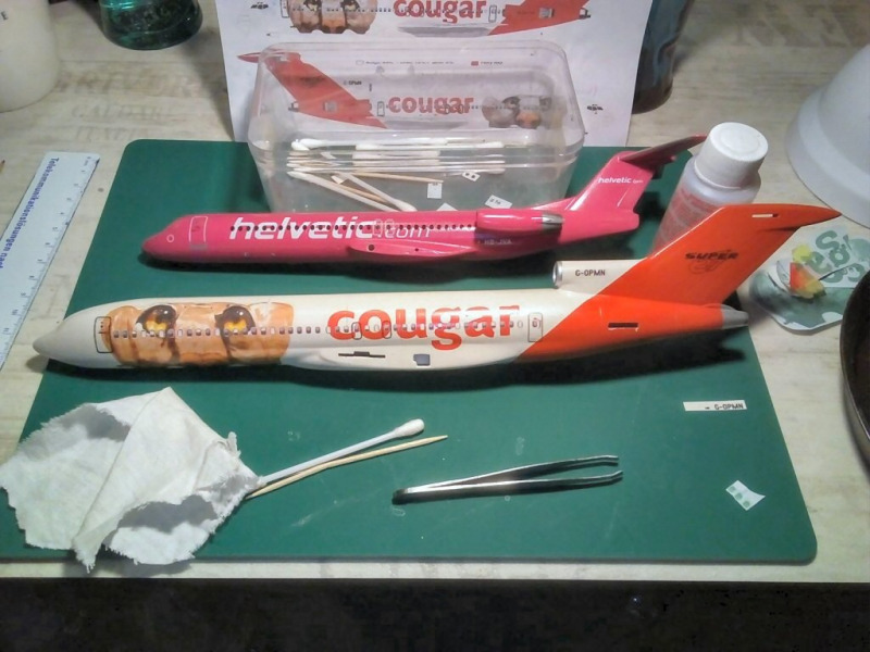 Boeing 727-225 Adv/RE Valsan „Super 27“, Minicraft Model Kits 1:144 von ...