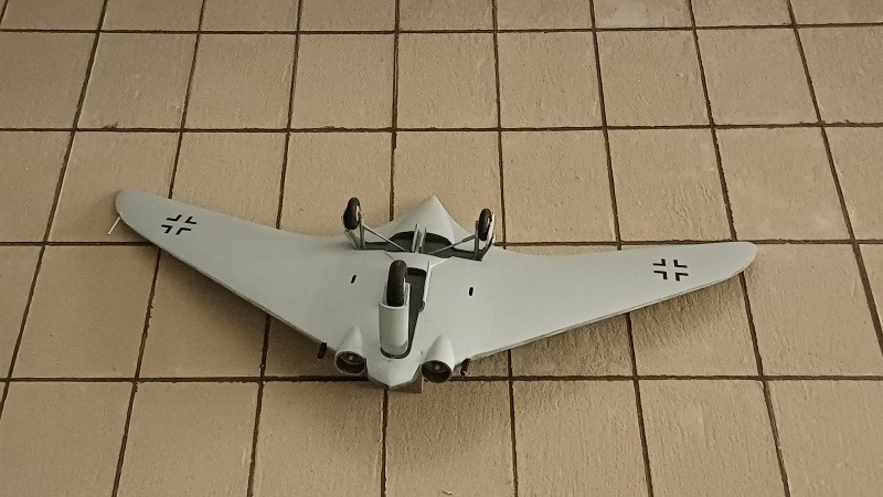 Horten H IX/ Gotha Go 229 V-7 und A-1, PM Modell 1:72 von Peter Lindner