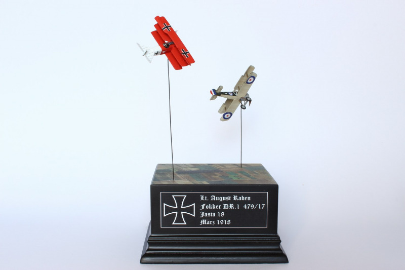 Fokker Dr.I vs Sopwith F.1 Camel, Valom 1:144 von Matthias Pohl