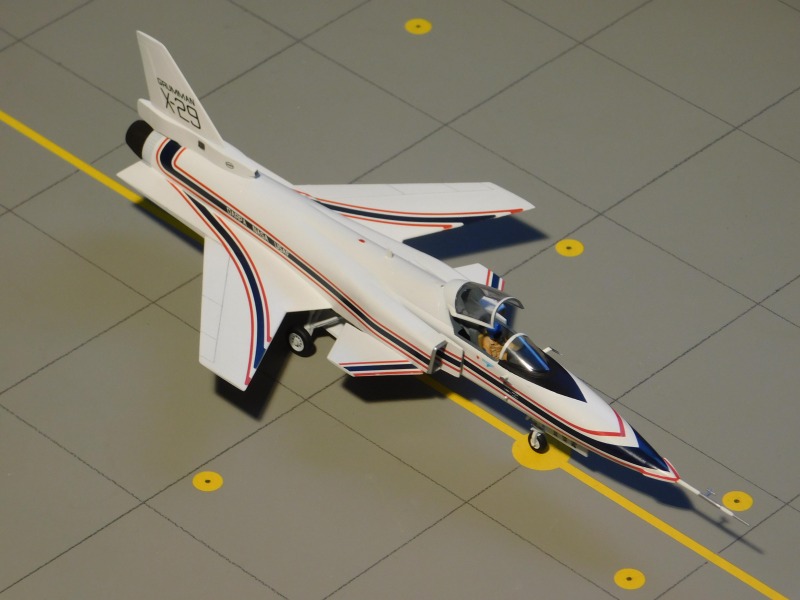 Grumman X-29A ATD - BuNo 82-003 - 1. Prototyp, Hasegawa 1:72 von Oliver Zwiener