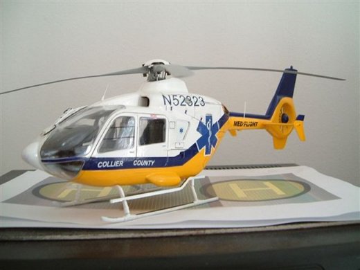 Eurocopter EC-135, Revell 1:32 von Daniel Brenter