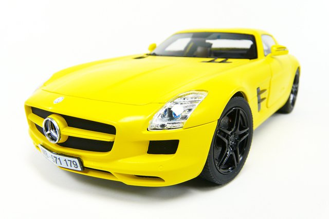SLS AMG, Revell 1:24 von Martin Rauscher
