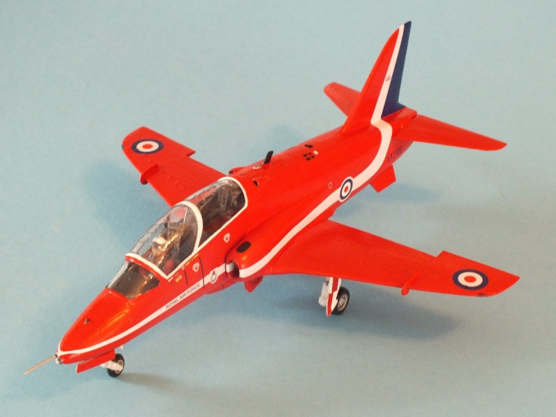 BAe Hawk – Red Arrows, Airfix 1:48 von Thomas Brückelt