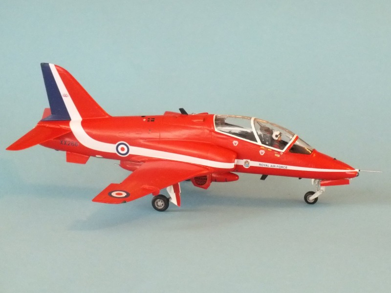 BAe Hawk – Red Arrows, Airfix 1:48 von Thomas Brückelt