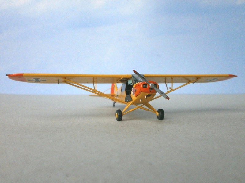 Piper L-18C, KP 1:72 von Steven Draht