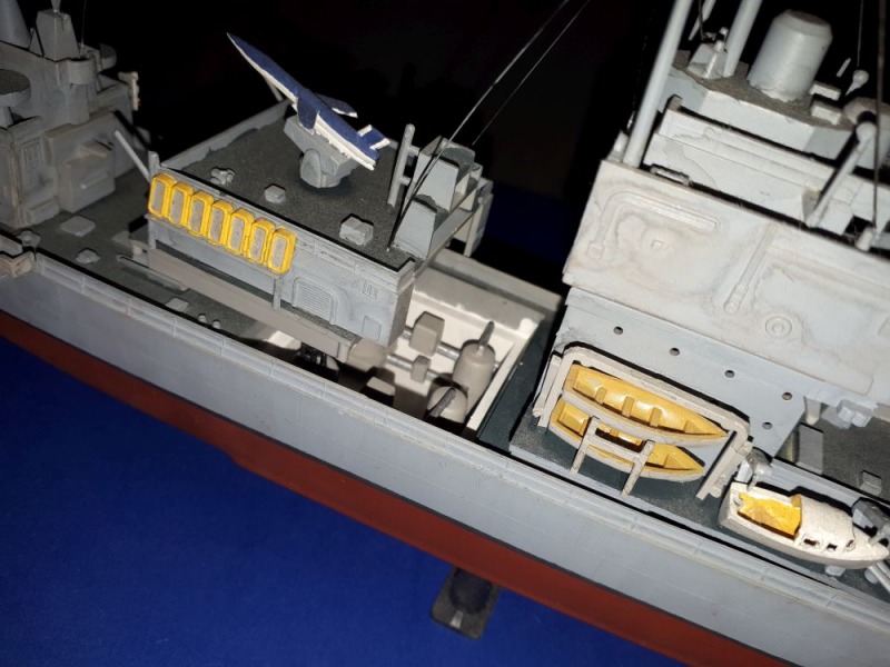 USS Long Beach, Revell 1:460 von Andy Hartung