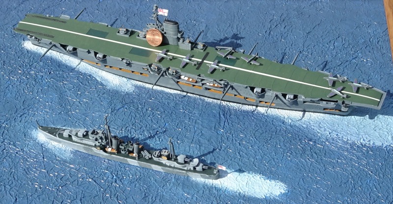 HMS Ark Royal mit Tribal Class Destroyer, Revell 1:720 von Robert Prüser