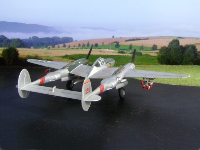 Lockheed P-38J Lightning, Matchbox 1:72 von Helmut Dominik