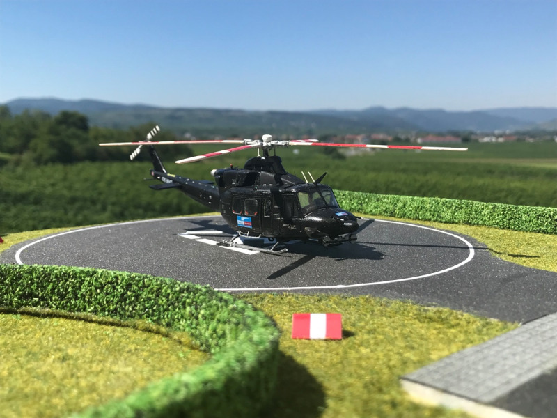 Bell 412, Revell 1:72 von Christian Jilg