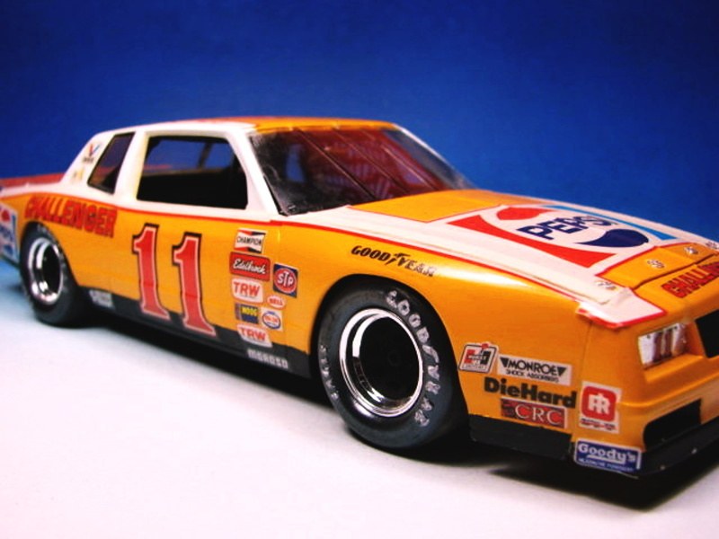 1984 Chevrolet Monte Carlo, Monogram 1:24 von Bernd Oehling