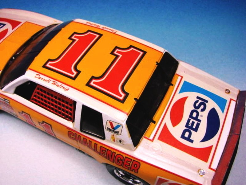 1984 Chevrolet Monte Carlo, Monogram 1:24 von Bernd Oehling