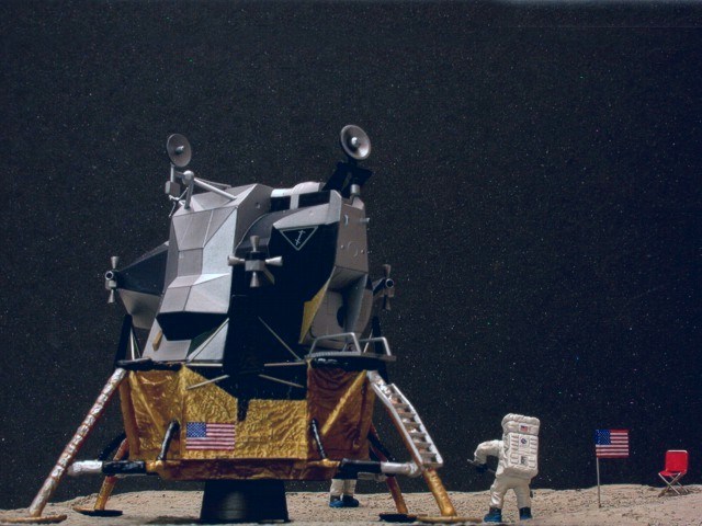 Apollo 11 - LEM Eagle, Dragon 1:72 von Bernhard Schrock
