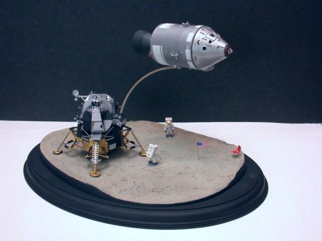 Apollo 11 - LEM Eagle, Dragon 1:72 von Bernhard Schrock