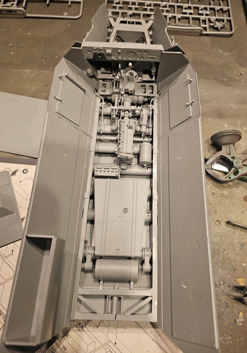 Sd.Kfz. 251/22 "Pakwagen" , Das Werk 1:16 von Michael Wittmann