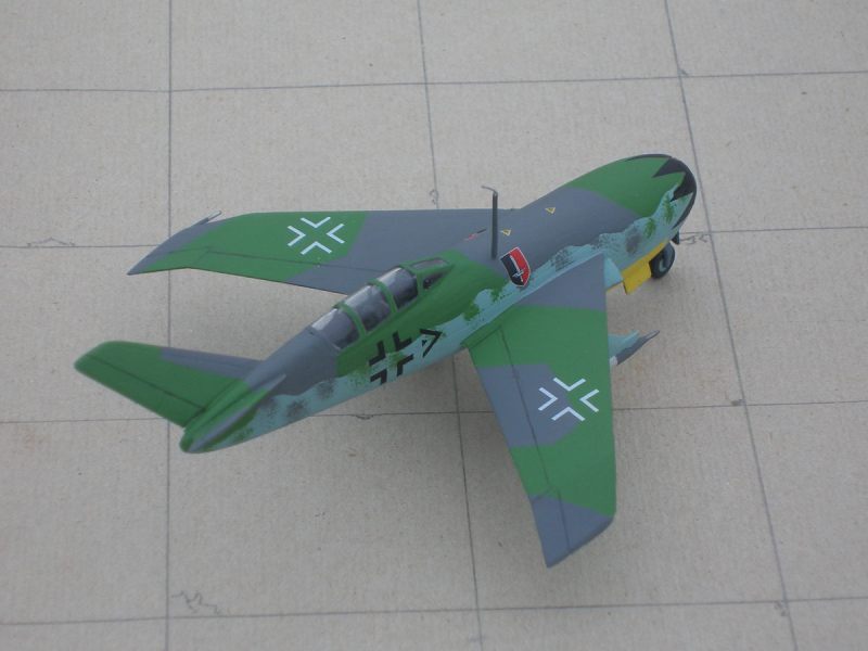 Messerschmitt Me 1106B-1, AZ model 1:72 von Thomas Brückelt