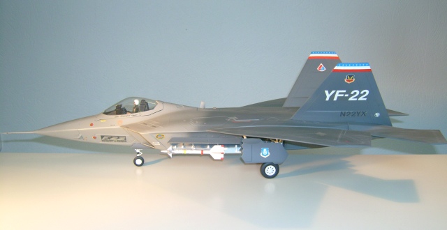 Lockheed YF-22, Revell 1:32 von Francis Schimpf