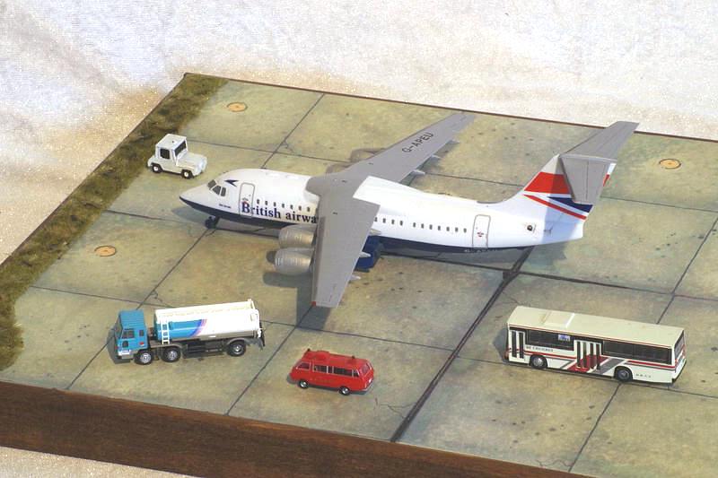 BAe-146/Avroliner, Revell 1:144 von Gerd Hake