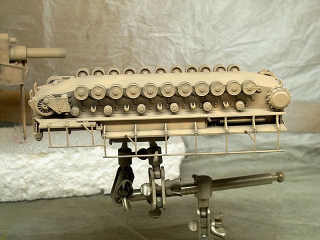 Mörser Karl Gerät 041, Fahrzeug IV "Thor", HobbyBoss 1:72 von Alex Grivonev