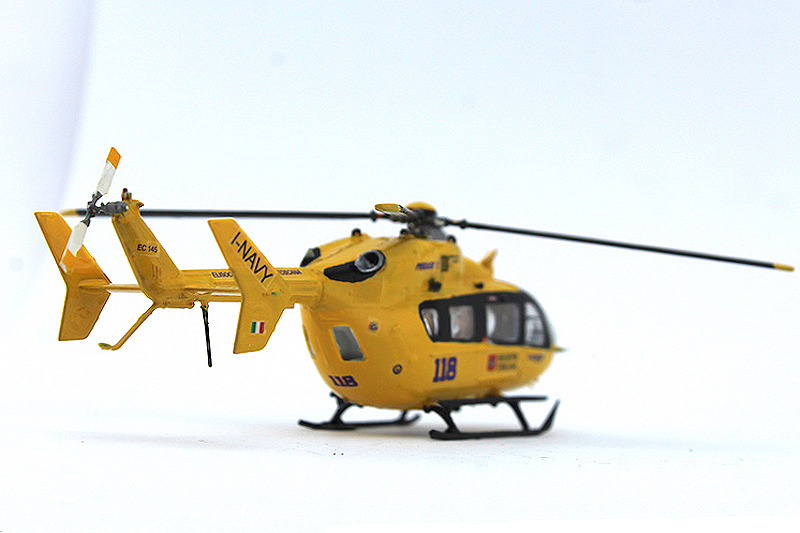 Eurocopter EC 145, Revell 1:72 von Ulrich Warweg