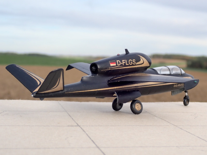 Heinkel He 162 S-9, AZ model 1:72 von Thomas Brückelt