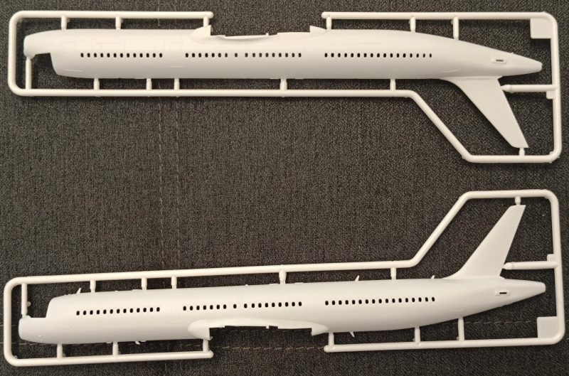 Airbus A321-200 Condor, Revell Nr. 03788 - Modellversium Kit-Ecke