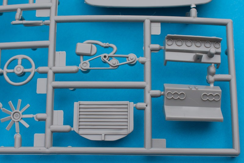 BMW Z1, Revell Nr. 07361 - Modellversium Kit-Ecke