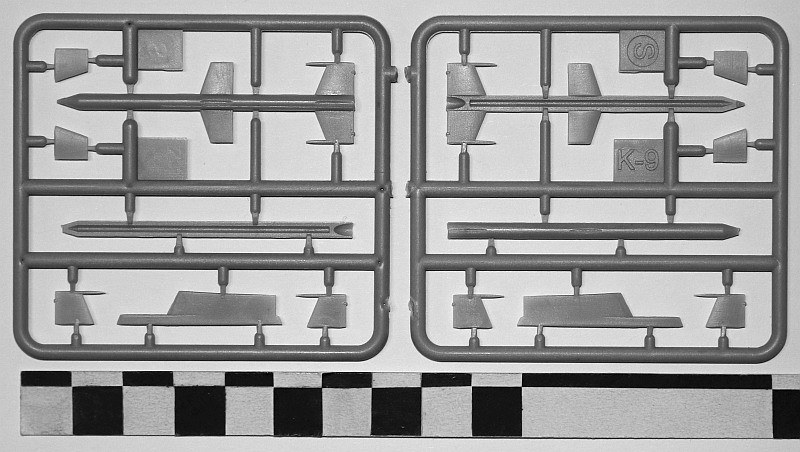 E-152A, Modelsvit Nr. 72028 - Modellversium Kit-Ecke