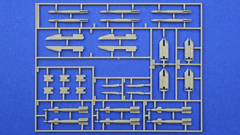 Dassault Rafale C, Revell Nr. 03901 - Modellversium Kit-Ecke