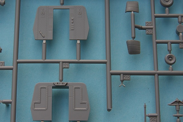 NH90 NFH "Navy", Revell Nr. 04651 - Modellversium Kit-Ecke