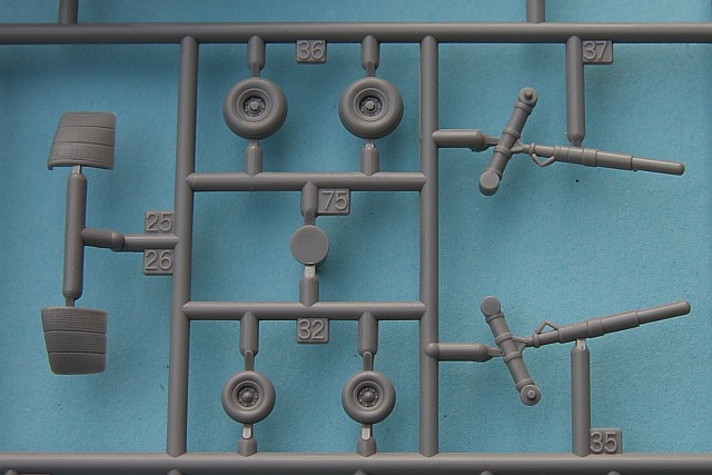 NH90 NFH "Navy", Revell Nr. 04651 - Modellversium Kit-Ecke