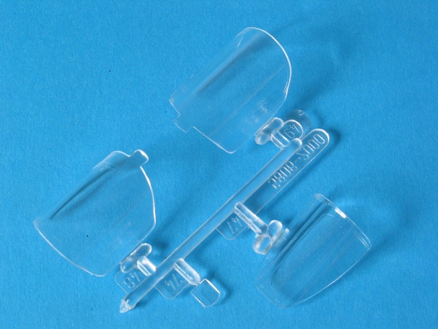 F-105 G Thunderchief "Wild Weasel", Revell Nr. 04504 - Modellversium ...