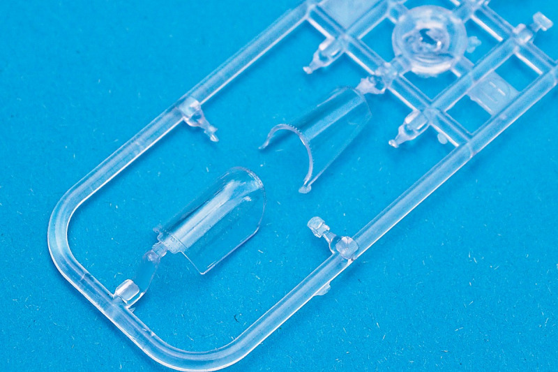 Mirage 2000C, Modelsvit Nr. 72073 - Modellversium Kit-Ecke