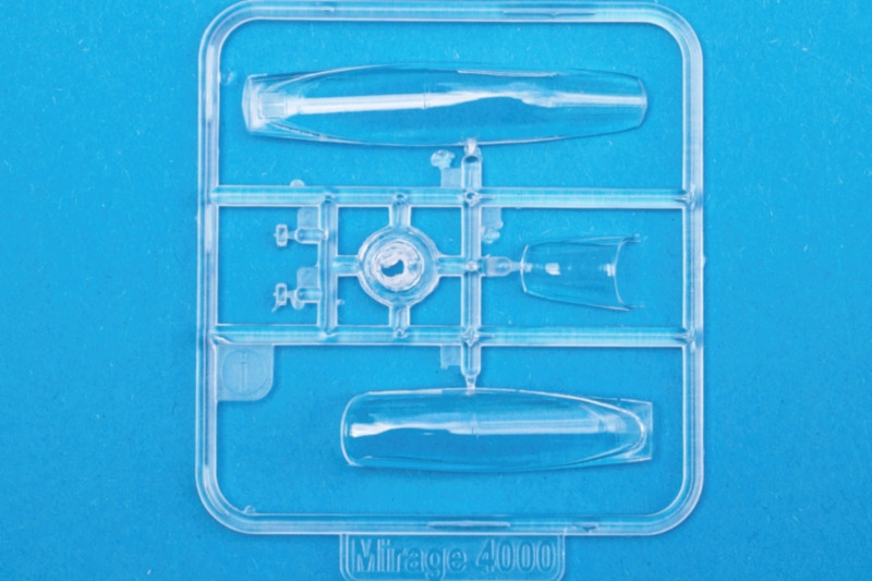Mirage 4000, Modelsvit Nr. 72053 - Modellversium Kit-Ecke