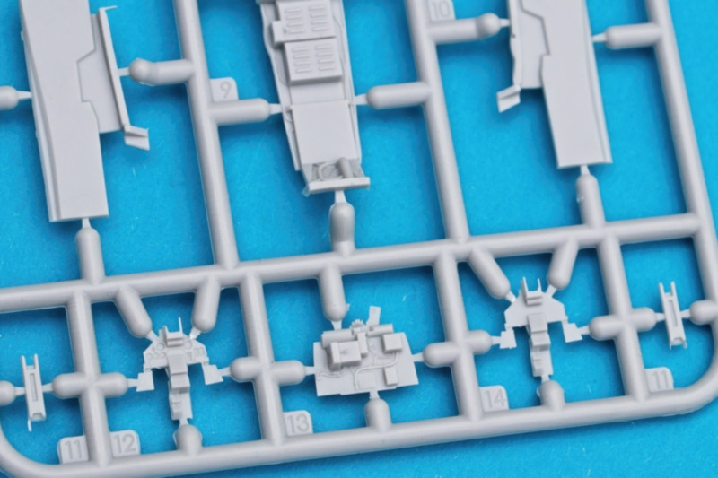 Mirage 4000, Modelsvit Nr. 72053 - Modellversium Kit-Ecke