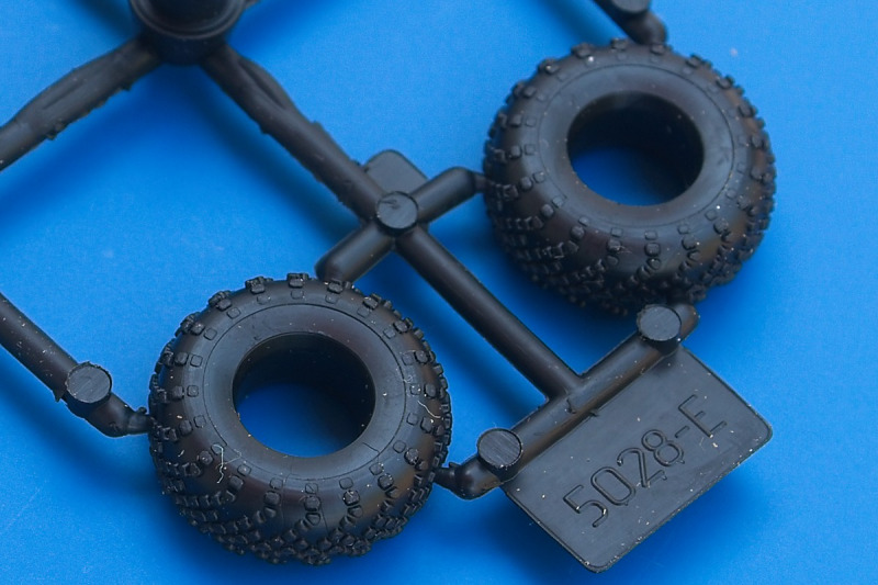 S-400 Triumf, Zvezda Nr. 5068 - Modellversium Kit-Ecke