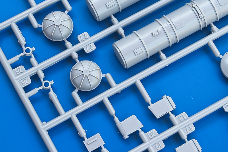 S-400 Triumf, Zvezda Nr. 5068 - Modellversium Kit-Ecke