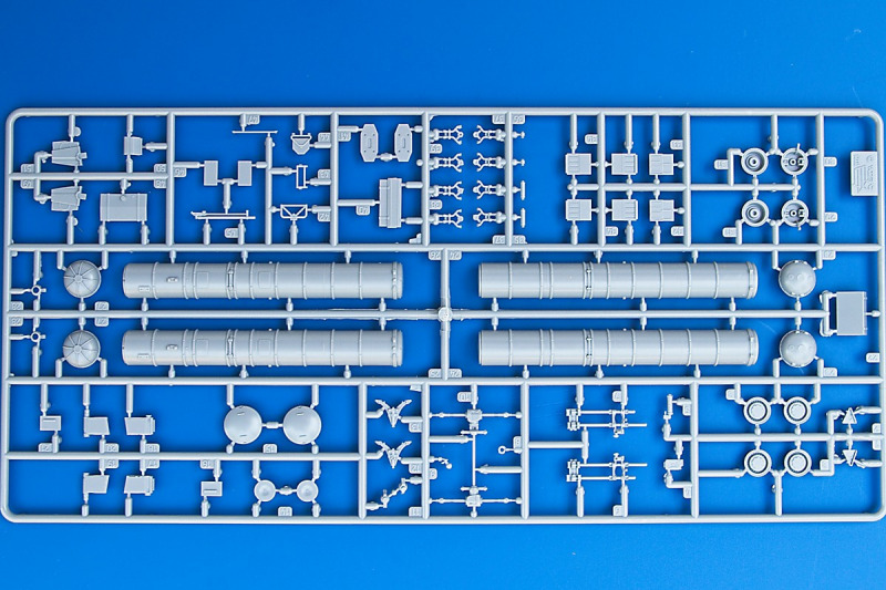 S-400 Triumf, Zvezda Nr. 5068 - Modellversium Kit-Ecke