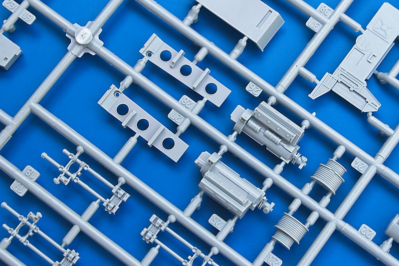 S-400 Triumf, Zvezda Nr. 5068 - Modellversium Kit-Ecke