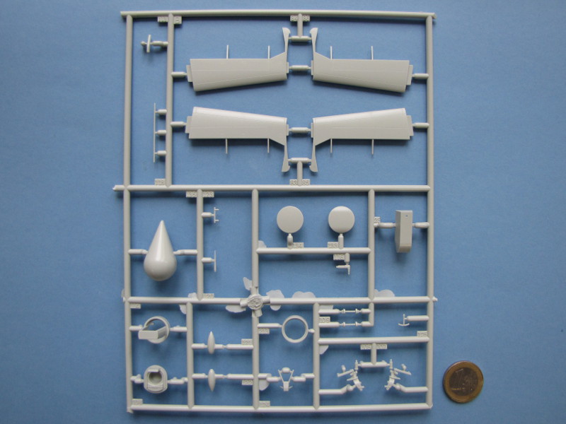 Handley Page Halifax B Mk.III, Revell Nr. 04936 - Modellversium Kit-Ecke