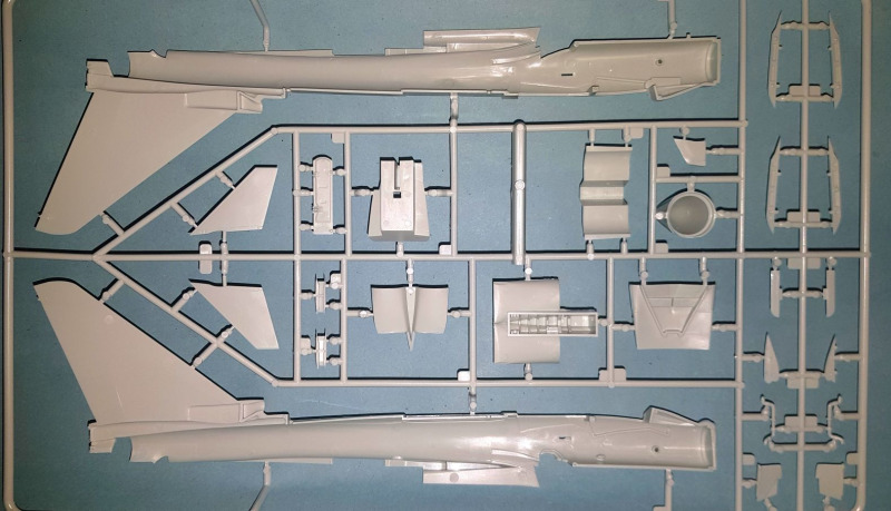 Eurofighter Typhoon, Revell Nr. 03820 - Modellversium Kit-Ecke